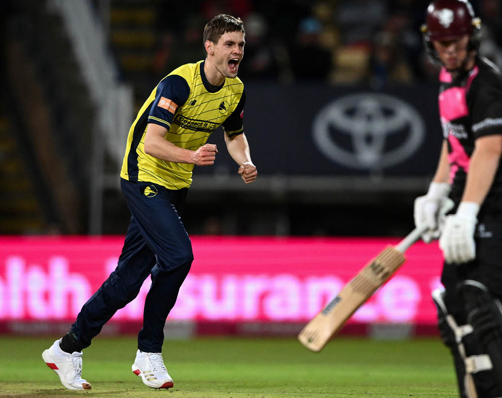 Currie Earns Maiden England Call-Up for Ireland IT20 Series | Utilita Bowl